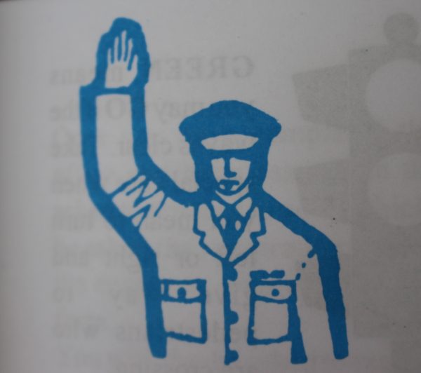 A guide to traffic lights and Police hand signals on the road - HapaKenya