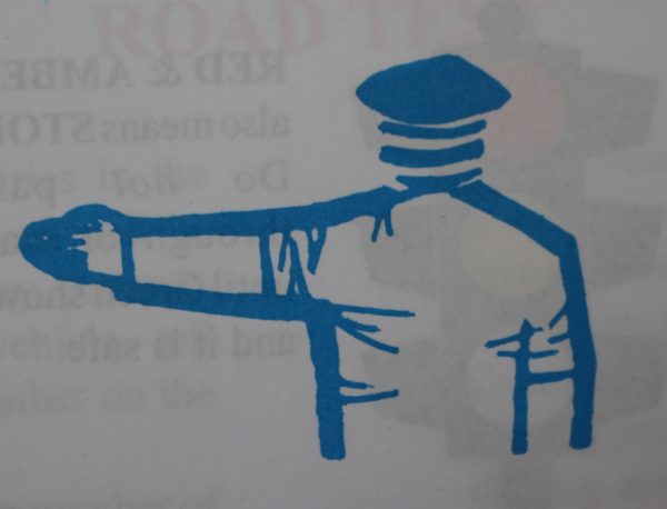 A guide to traffic lights and Police hand signals on the road - HapaKenya