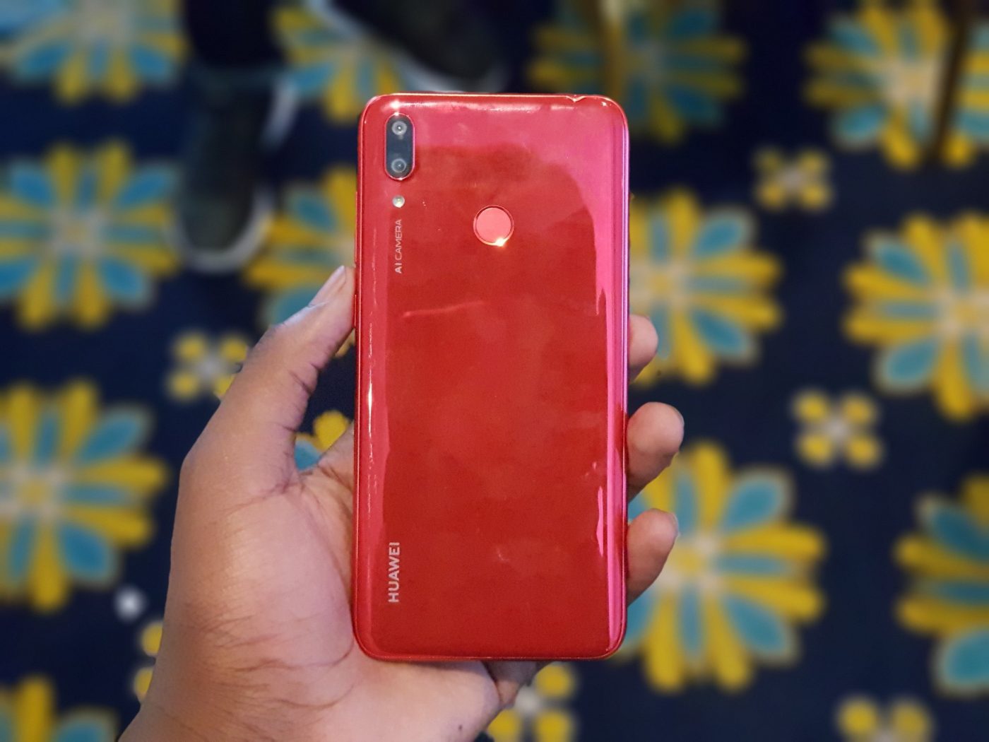 Huawei Y7 is a perfect mid-level phone with a great price - HapaKenya