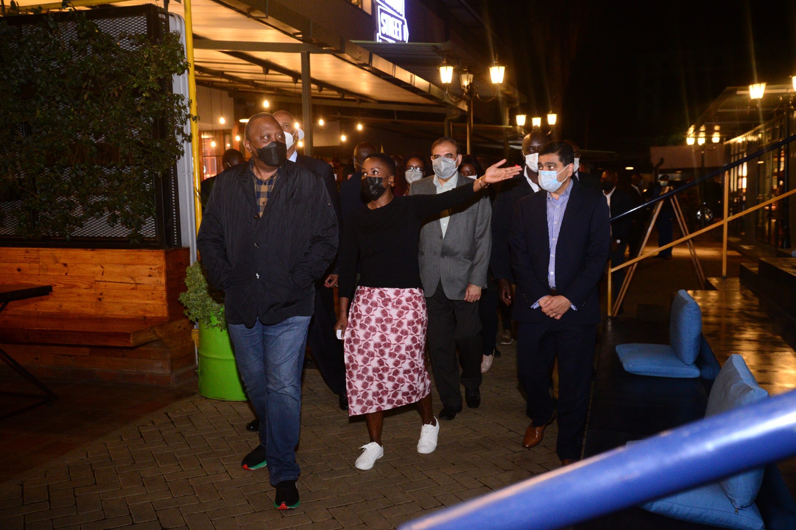 President Uhuru Kenyatta commissions the Nairobi Street Kitchen ...
