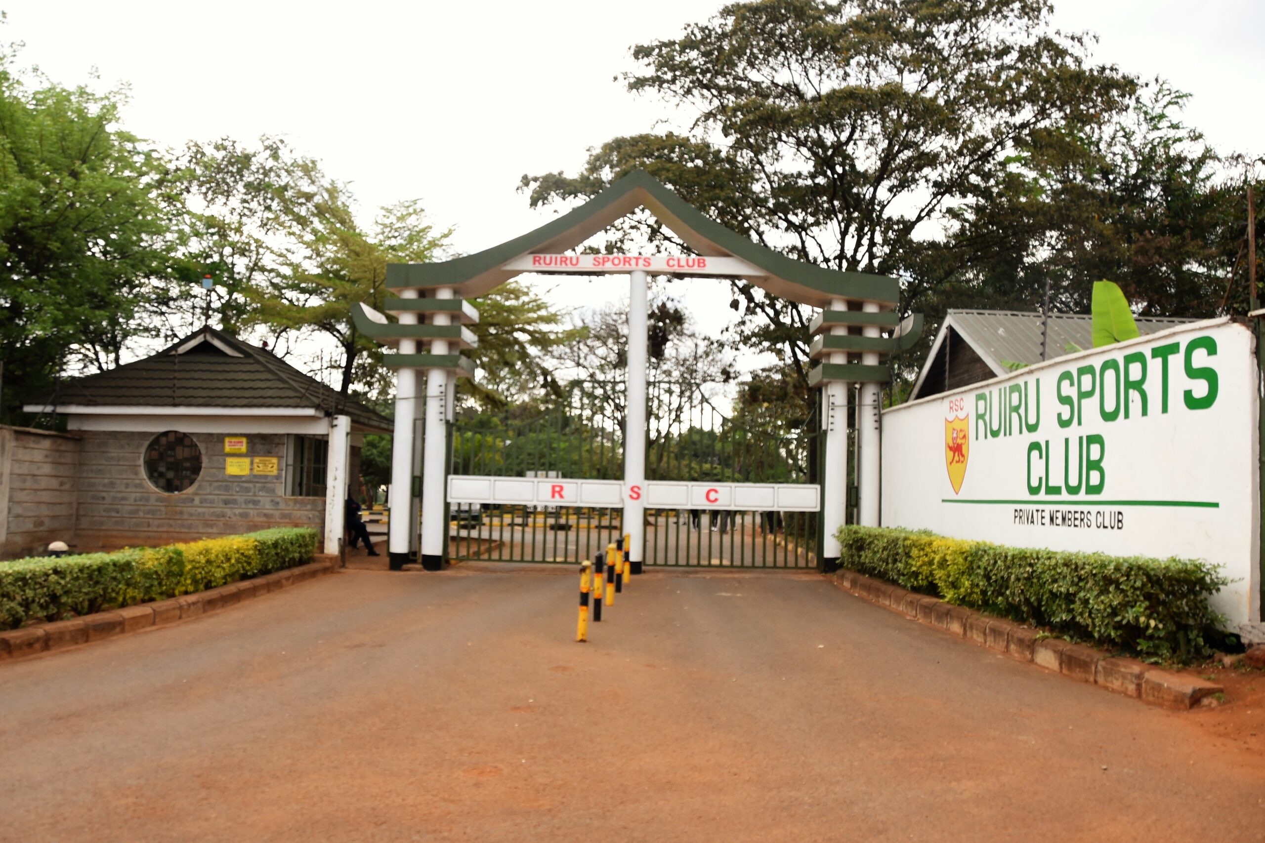 250 amateur golfers to play at the Lady Captain’s golf tournament at ...