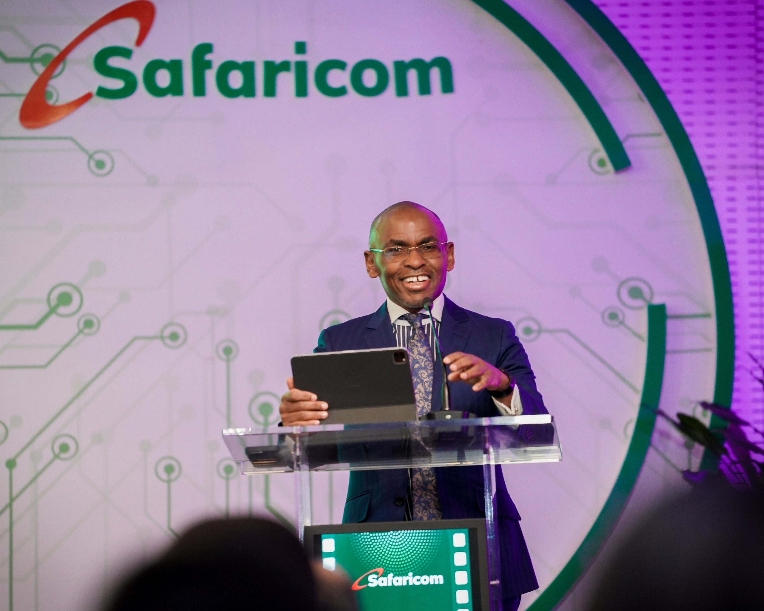 Meta & Safaricom partner on Daraja fibre optic cable from Oman to ...